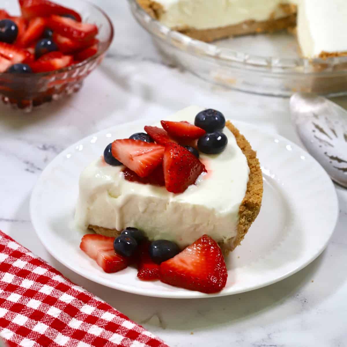 No Bake Frozen Lemonade Pie Recipe