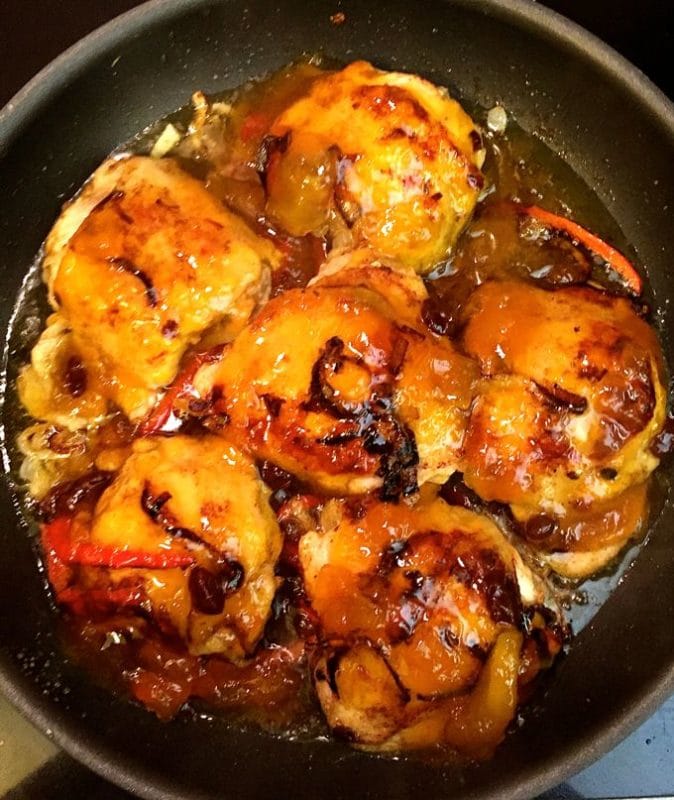 Tropical Mango Chutney Chicken Curry Recipe | gritsandpinecones.com