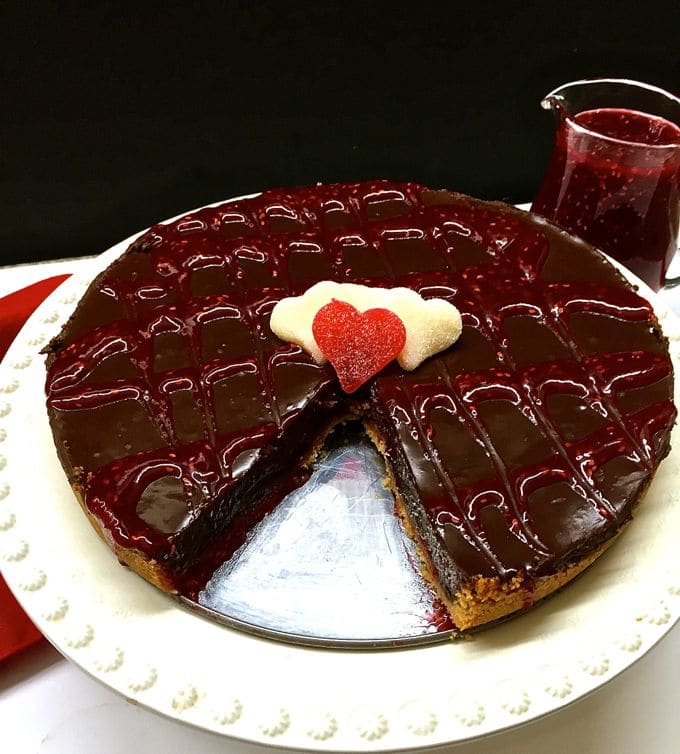 Chocolate Raspberry Tart | gritsandpinecones.com