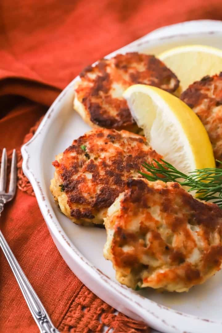 Homemade Fish Cakes (without Potatoes) | gritsandpinecones.com