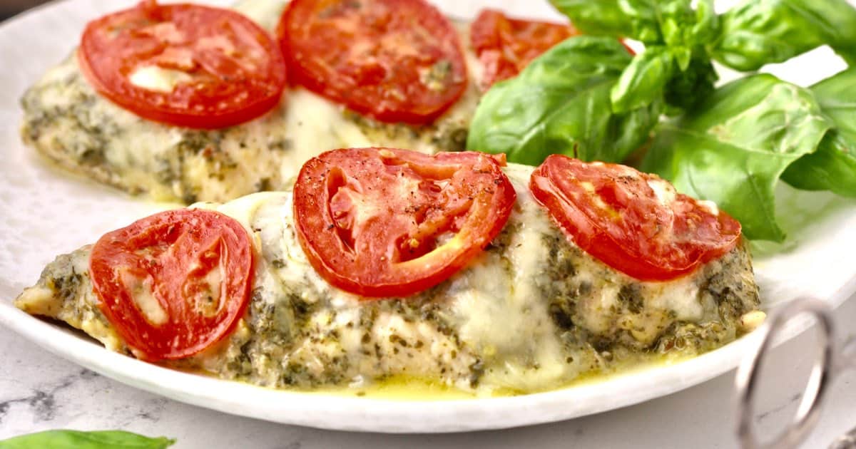 Baked Pesto Chicken with Mozzarella | gritsandpinecones.com