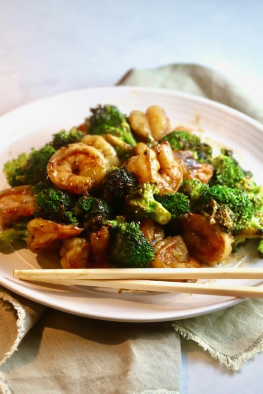 Shrimp and Broccoli Stir Fry - Grits and Pinecones