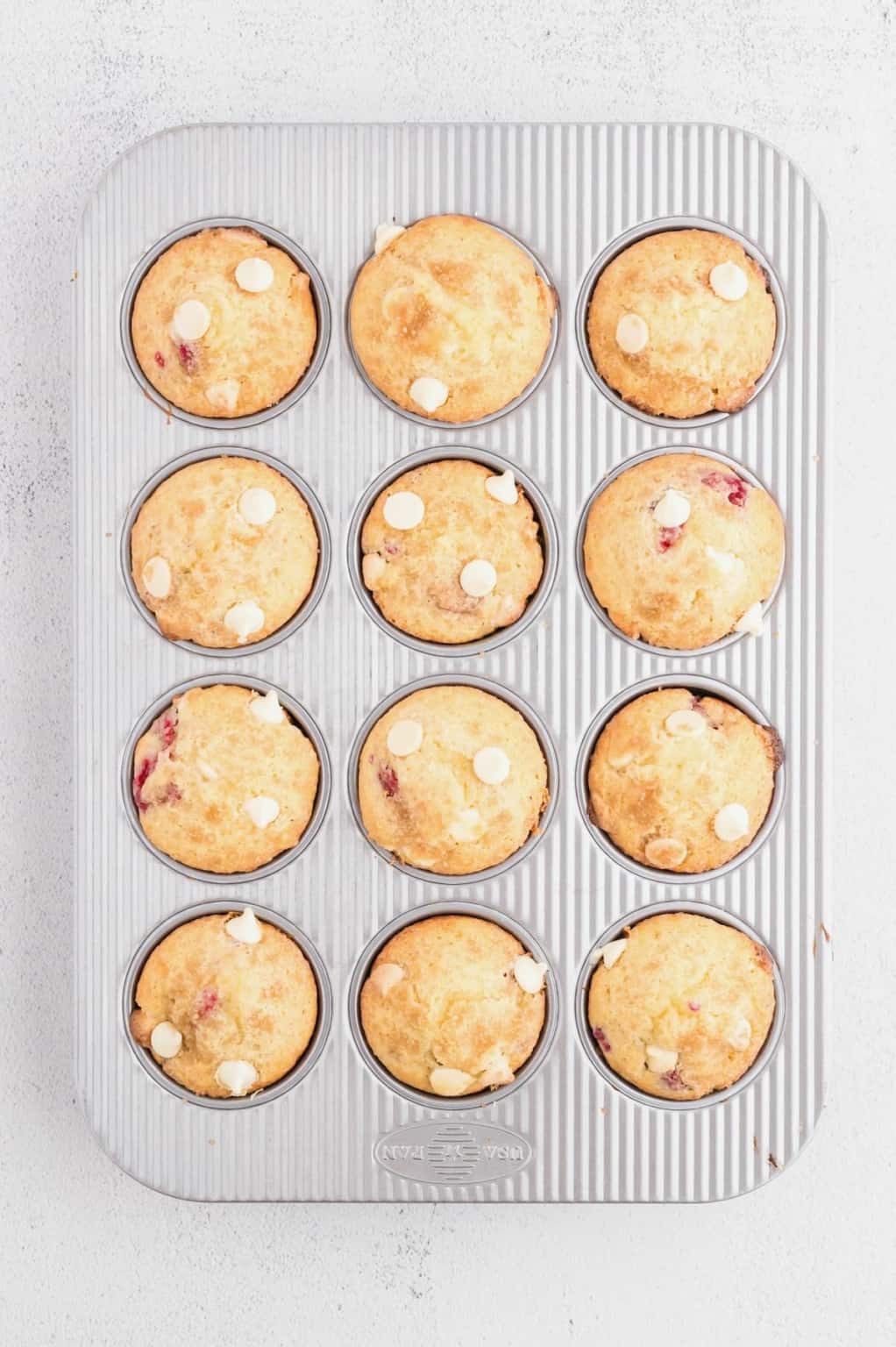 Raspberry White Chocolate Muffins (Easy Bakery-Style Recipe) - Grits ...
