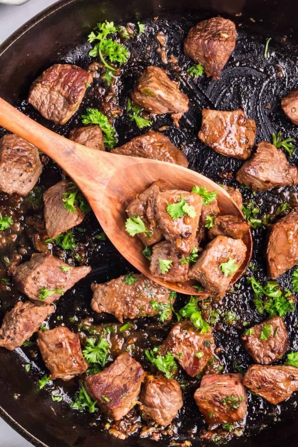 Garlic Butter Steak Bites Recipe (Quick and Easy) - Grits and Pinecones
