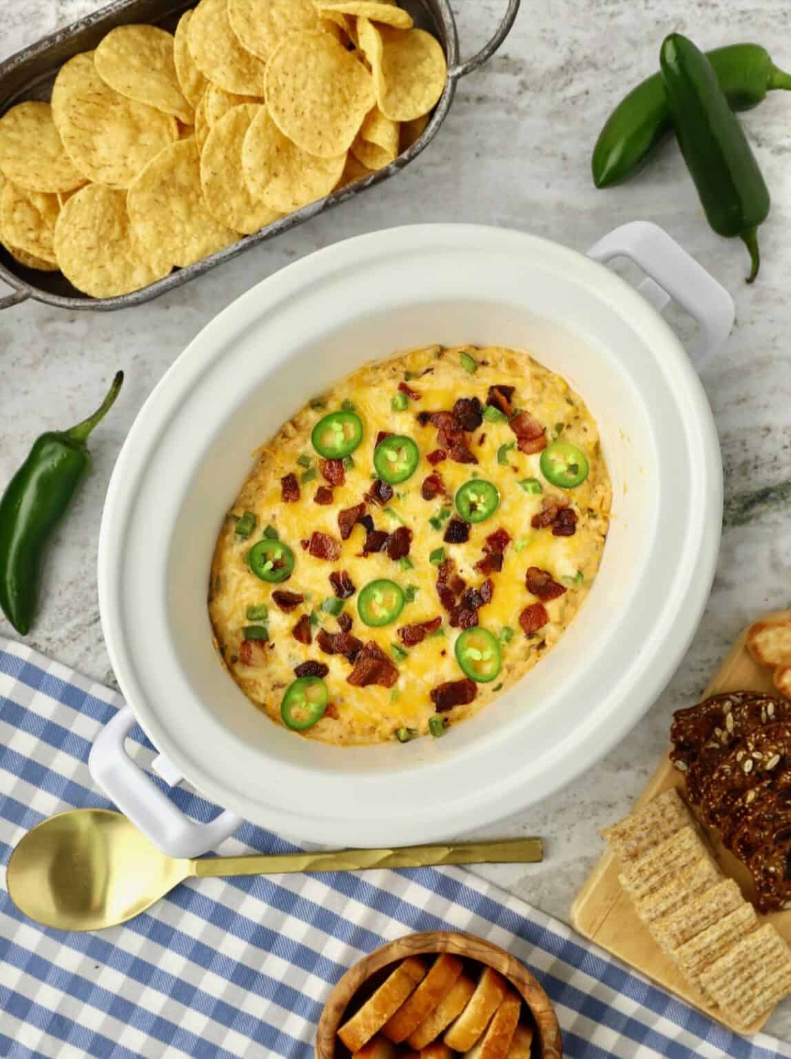 Crock-Pot Jalapeño Popper Dip with Bacon - Grits and Pinecones