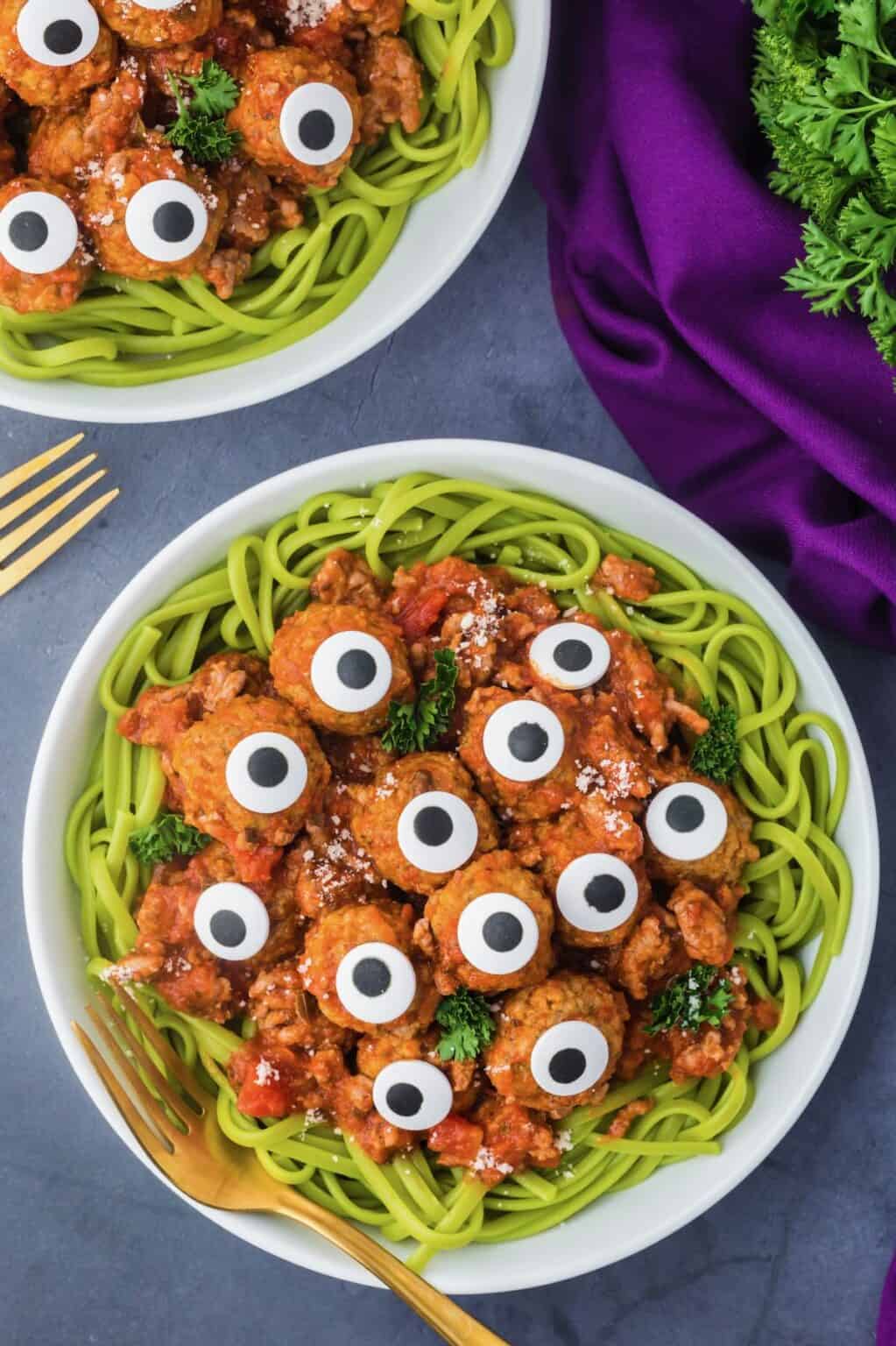 Easy Halloween Pasta (Spooky Spaghetti with Eyeball Meatballs) - Grits ...