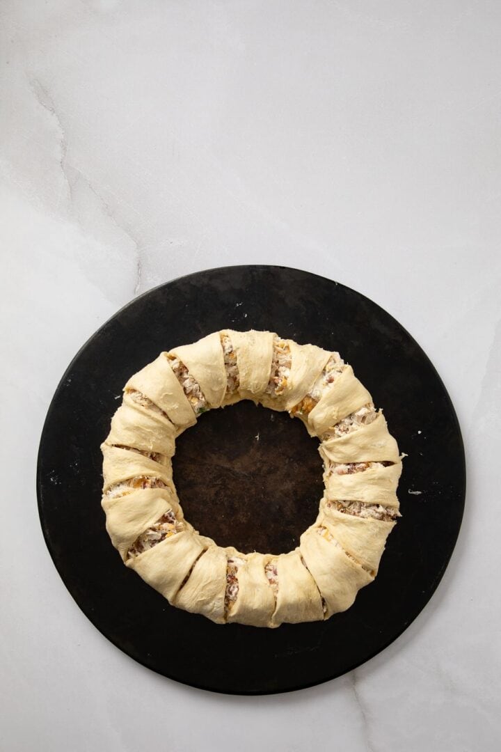 Chicken Bacon Ranch Crescent Ring – Festive Party Appetizer - Grits and ...